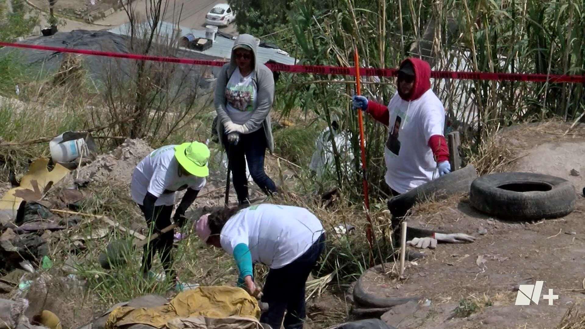 Sospechan Sobre Más Cuerpos en Fosa Clandestina de Tijuana | N+